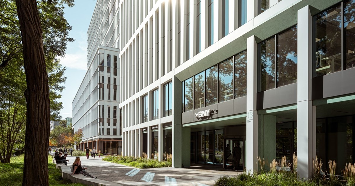 BNY moves to the Centrum Południe building. BNY’s office with the ...