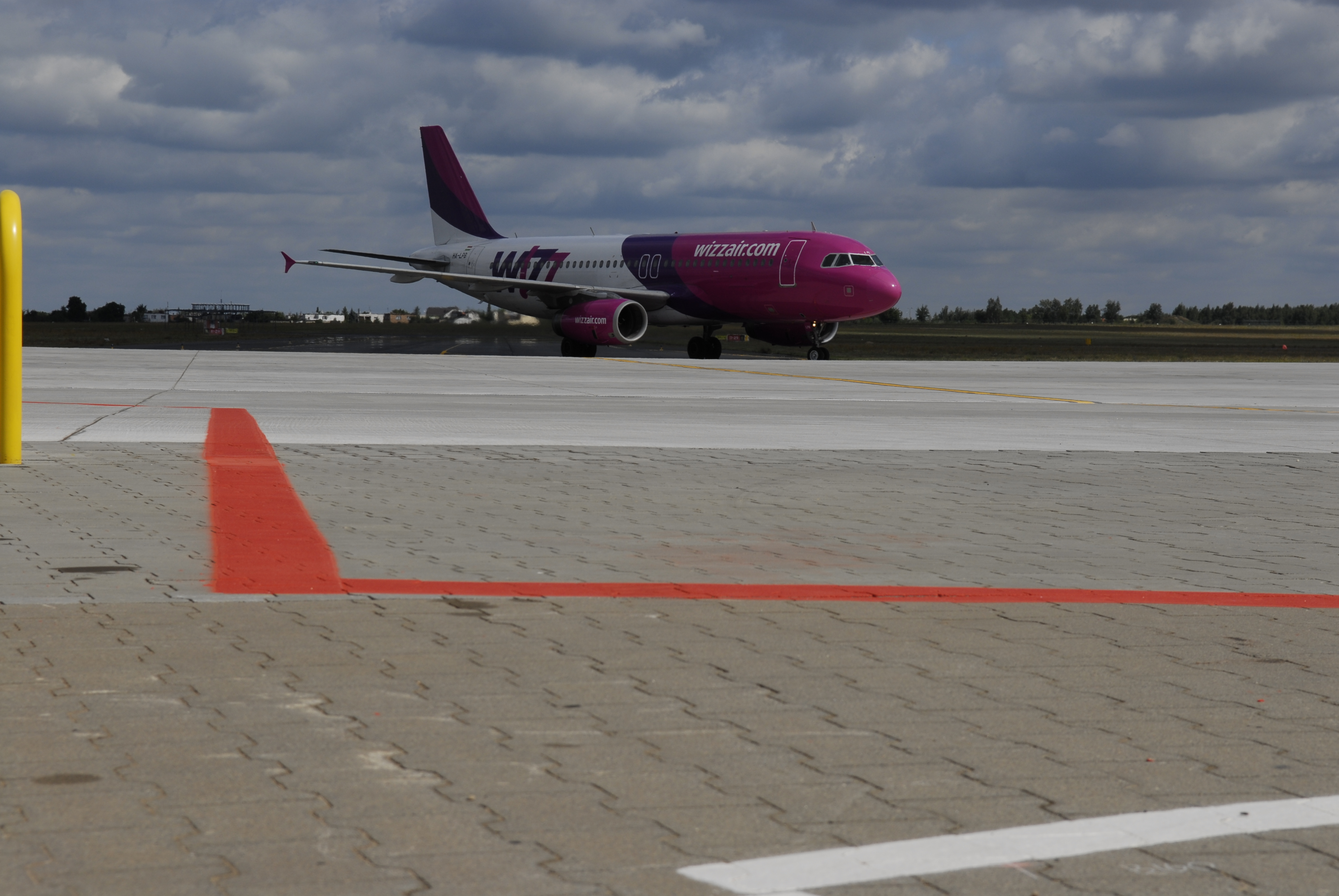 Extension of apron at the Poznan-Lawica Airport | www.skanska.pl